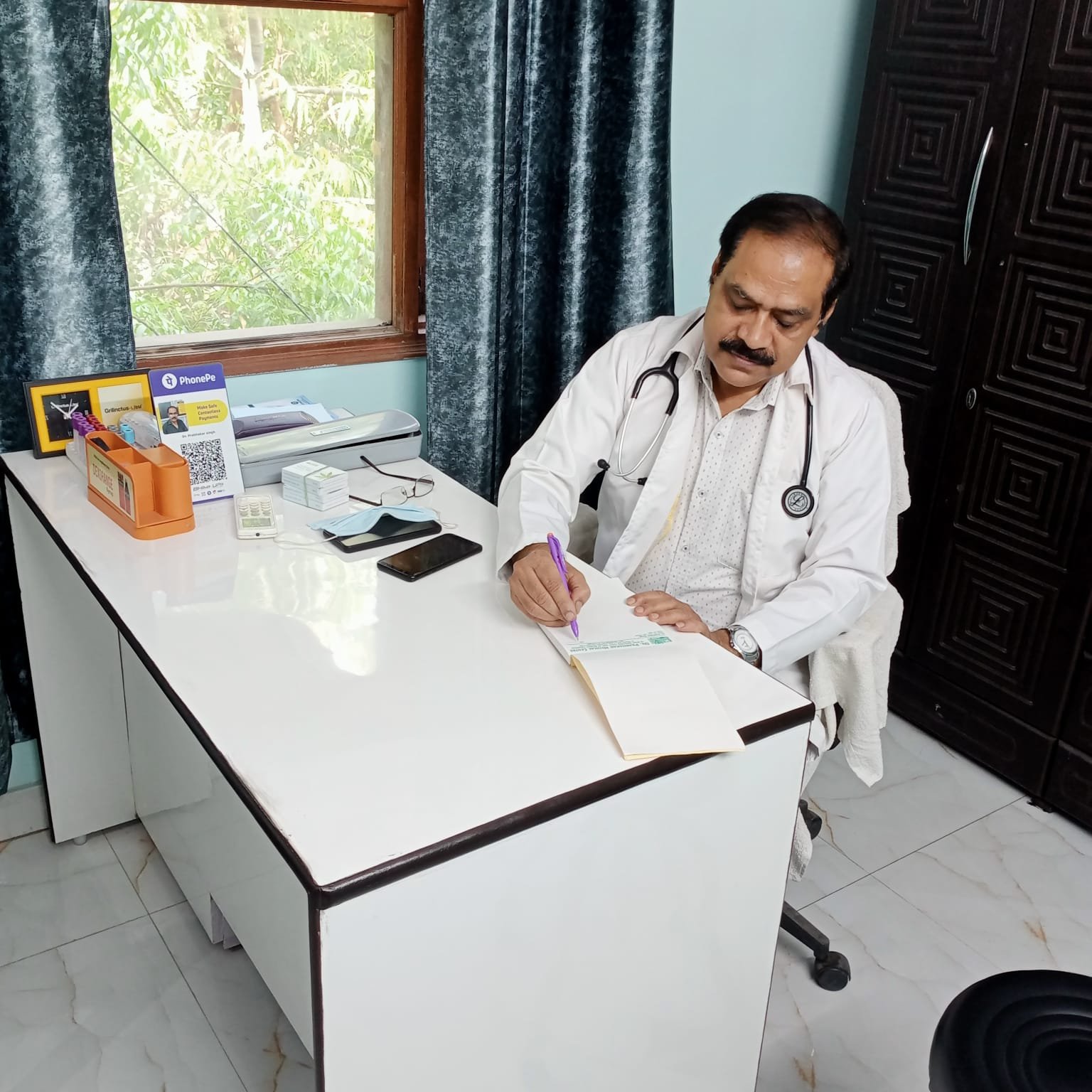 Home - Dr. Piles Clinic